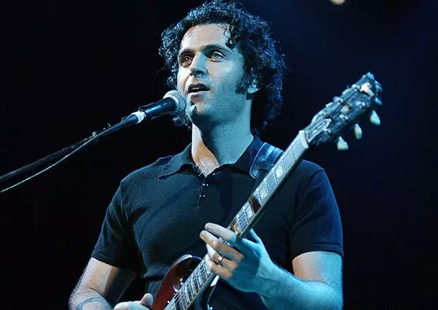 Dweezil Zappa non parteciperà al prossimo tour dell'ologramma di Frank Zappa