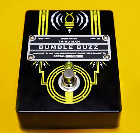 ဗီဒီယို- Jack White ၏တတိယလူမှတ်တမ်းများက Bumble Buzz Pedal ကိုမိတ်ဆက်သည်။ 22406_1