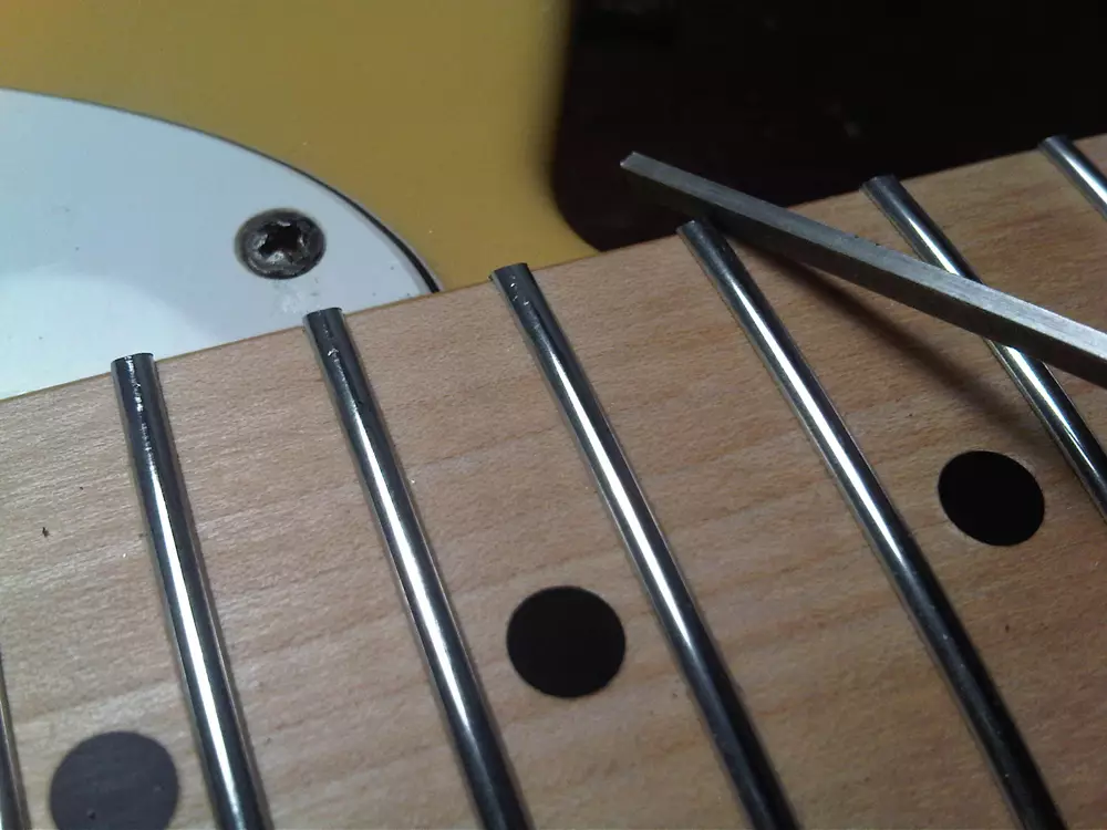 Mods de guitarra: Hot Rodding una Squier Telecaster de principis dels anys 80, part 6 27034_1