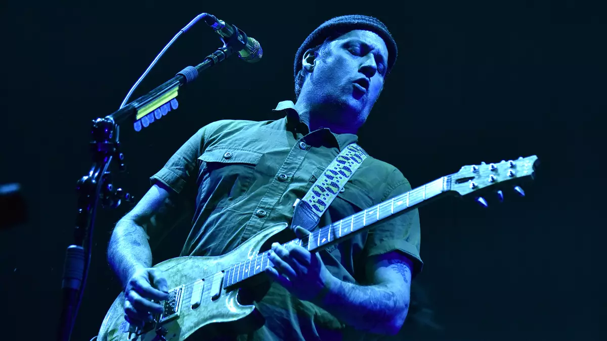 Исаак Брок из Modest Mouse