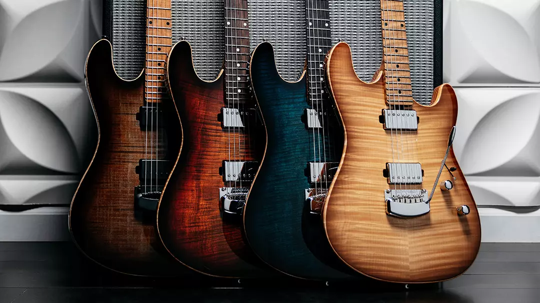 Ernie Ball Music Man သည် ၎င်း၏ အတောက်ပဆုံးအသွင်အပြင် လျှပ်စစ်မီး Sabre ကို ထုတ်ဖော်ပြသခဲ့သည်။ 7585_1